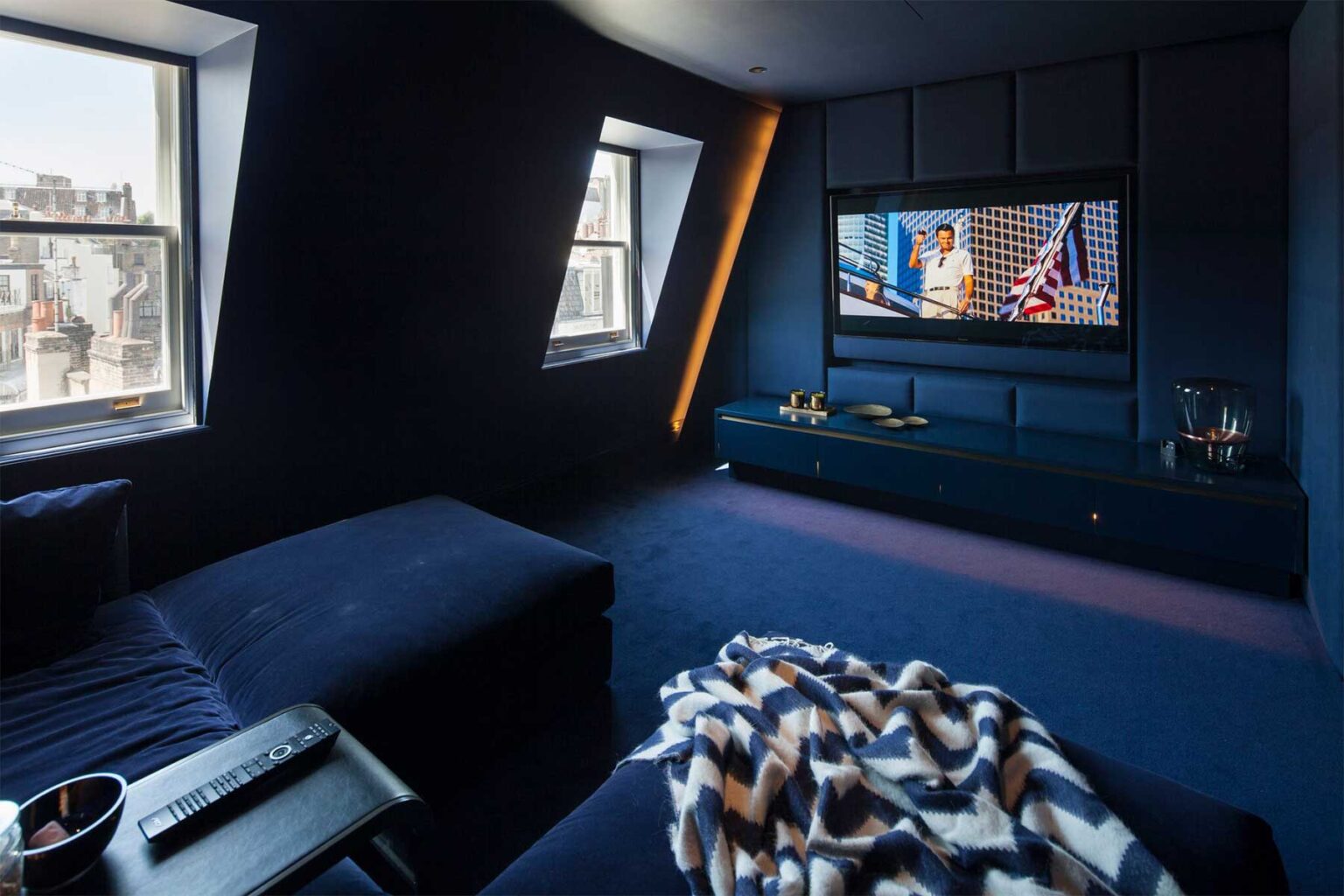 Award-Winning UK Crestron Installer | Clearly Automated